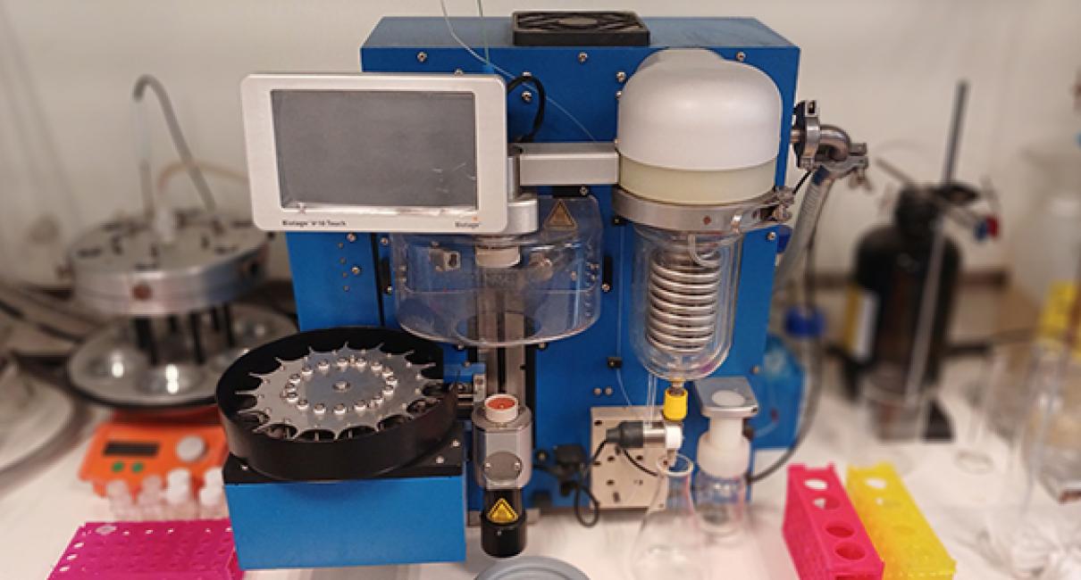 Biotage V-10 Touch Evaporation System | BLAVATNIK CENTER for Drug ...