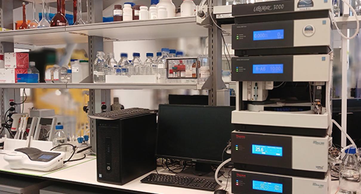 Thermo Scientific UltiMate 3000 HPLC System | BLAVATNIK CENTER for Drug ...